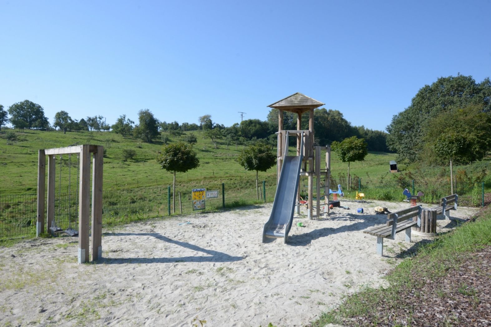 Aire de jeux - rue Jean Pierre Ries - Mullerthal